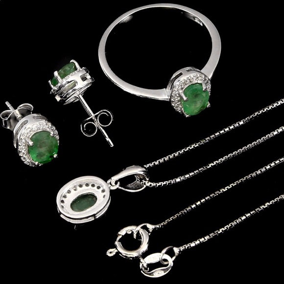 Artist created, stamped 925 | Jewelry | Elegant Genuine Emerald Set ...